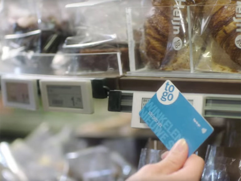 The 3 benefits of the new "Tap To Go" Ahold no-checkout supermarket
